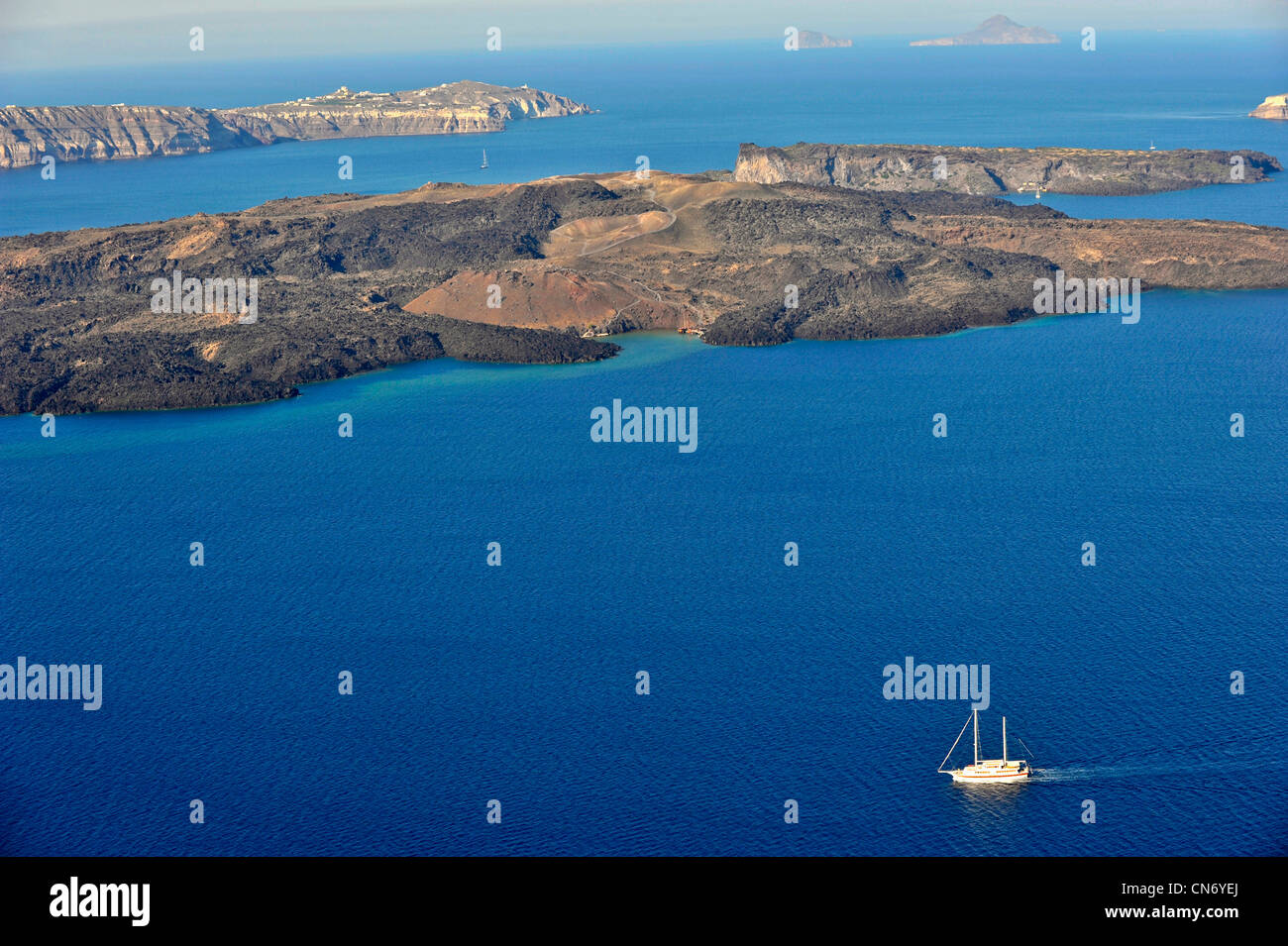 Caldera volcano santorini hi-res stock photography and images - Alamy