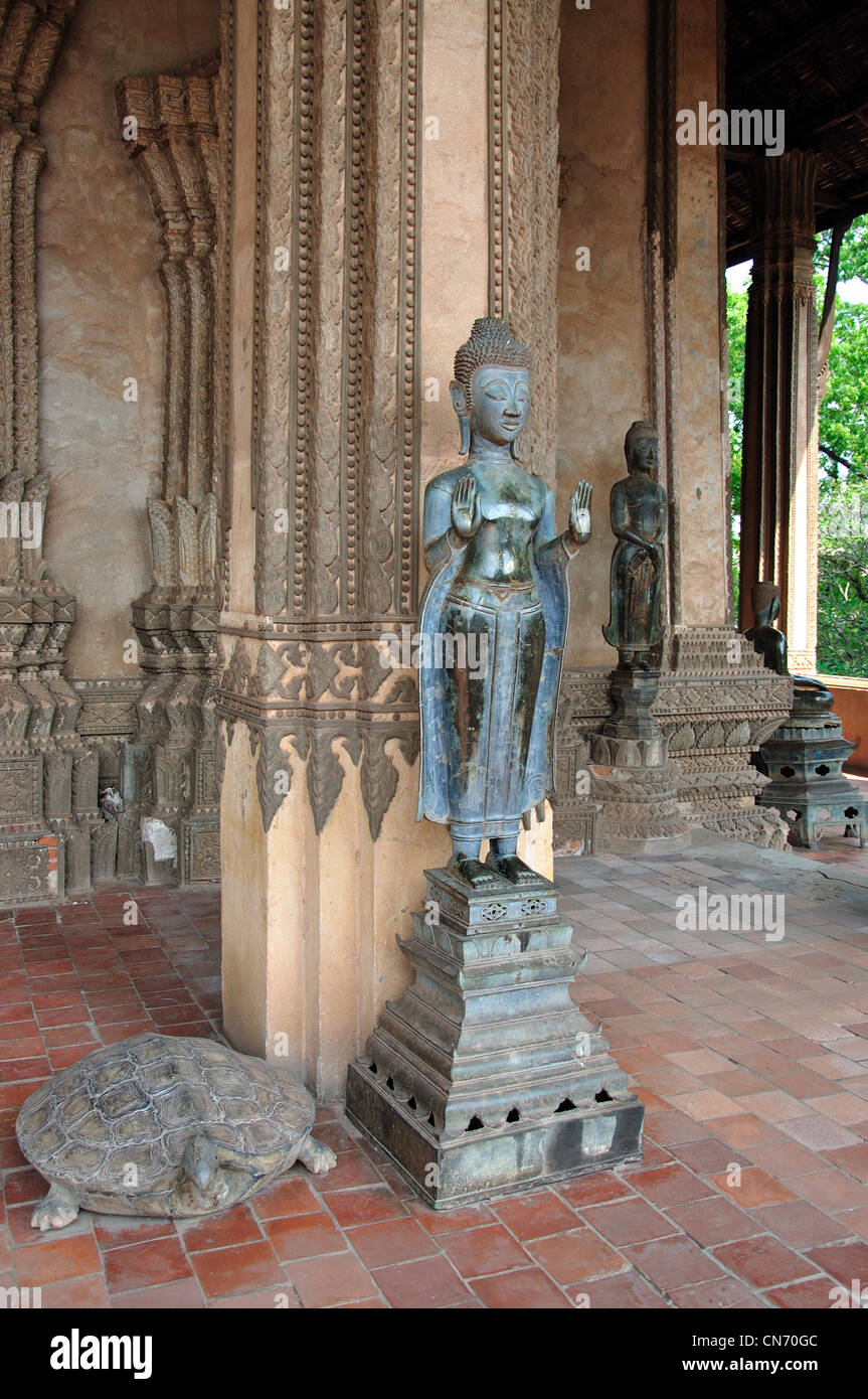 Setthathirath road hi-res stock photography and images - Alamy