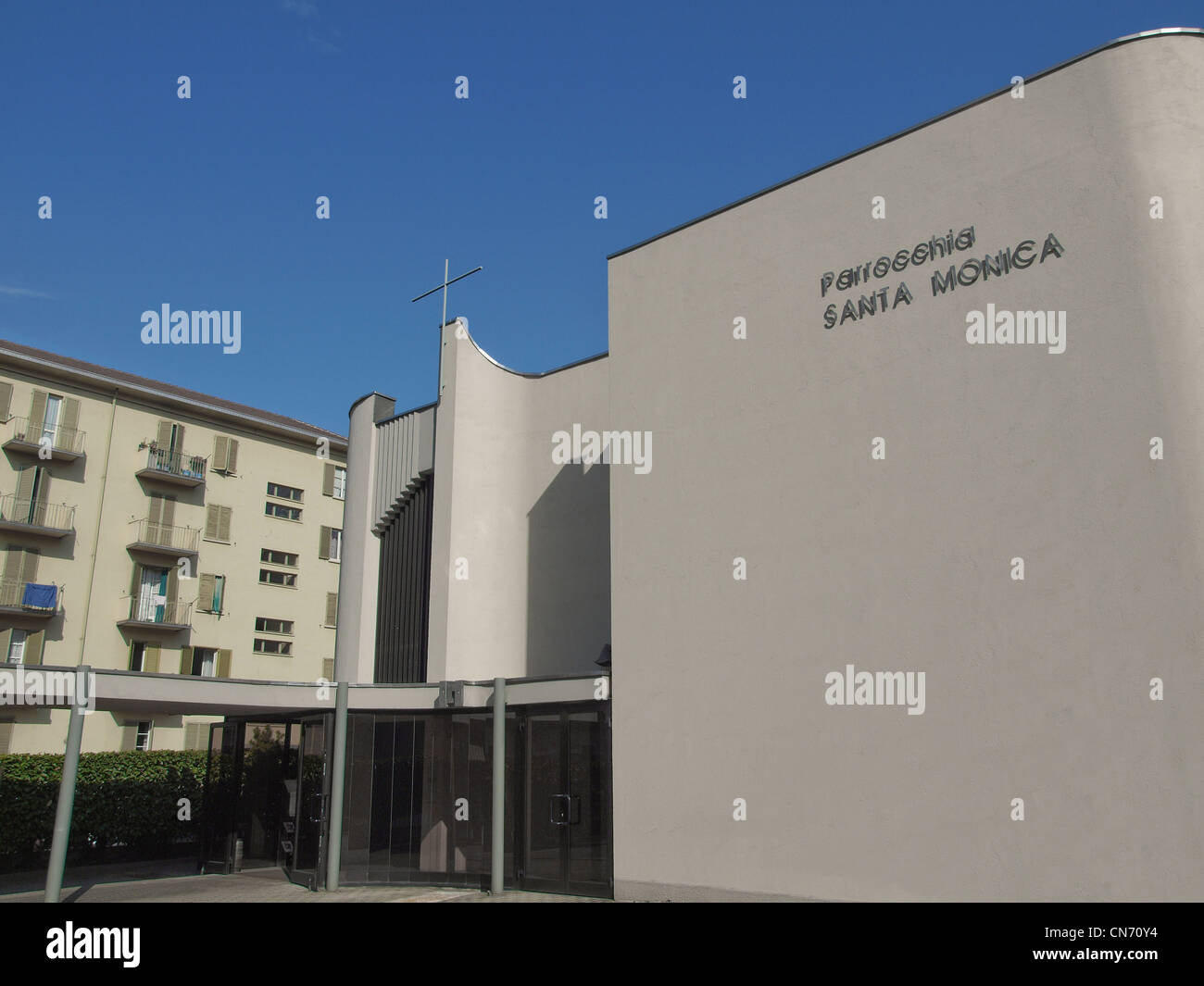 Santa monica church hi-res stock photography and images - Alamy
