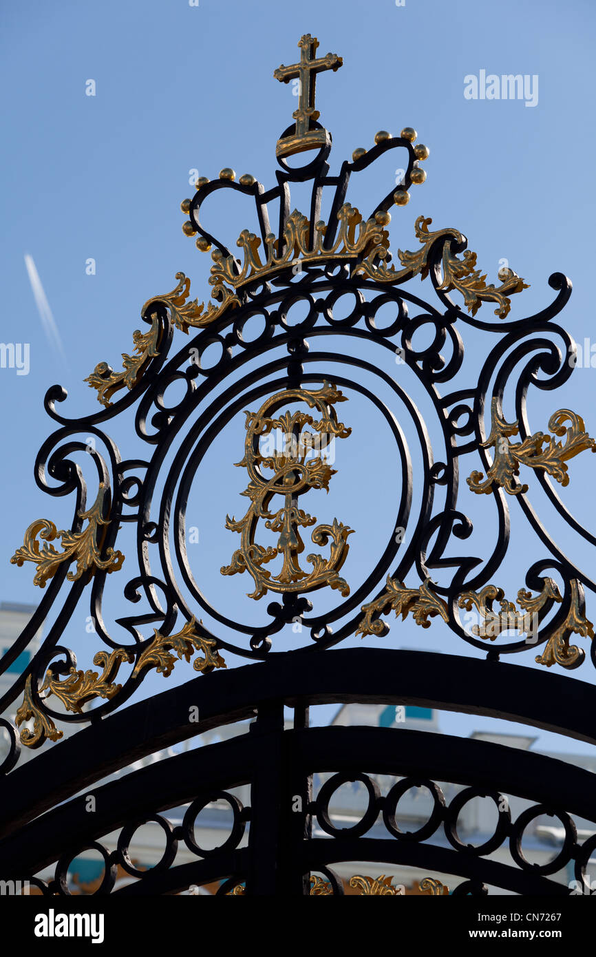 Catherine the great crown hi-res stock photography and images - Alamy