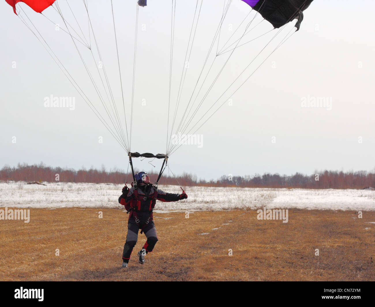 Parachute jump lighting hi-res stock photography and images - Alamy
