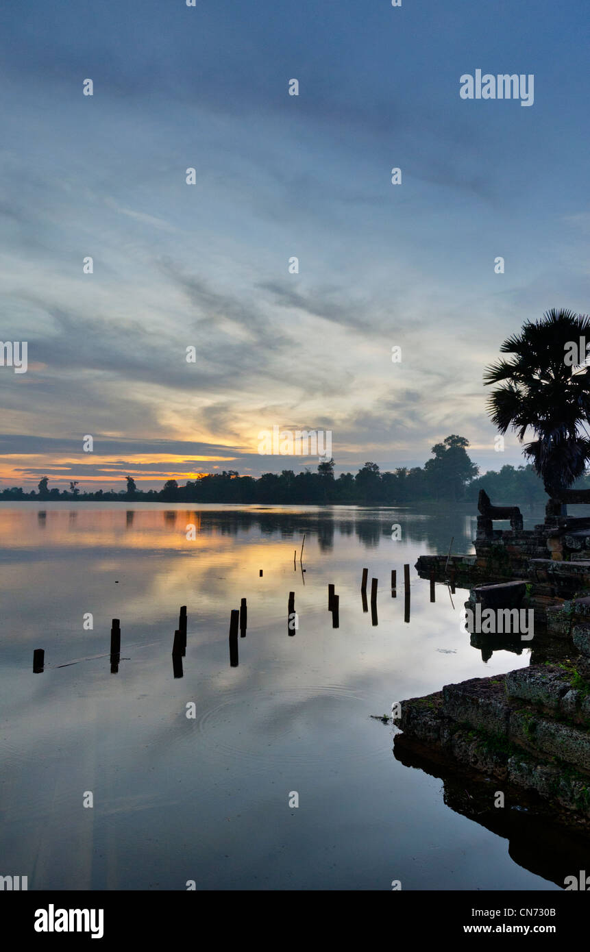 Sunrise from Srah Srang Temple over Moat, Ankor Wat, Cambodia Stock ...
