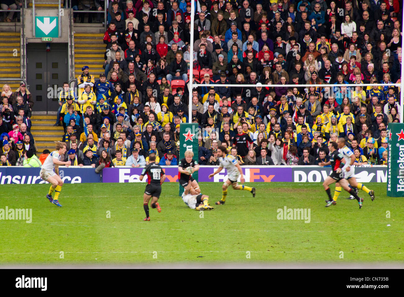 Rugby and crowd hi-res stock photography and images - Alamy