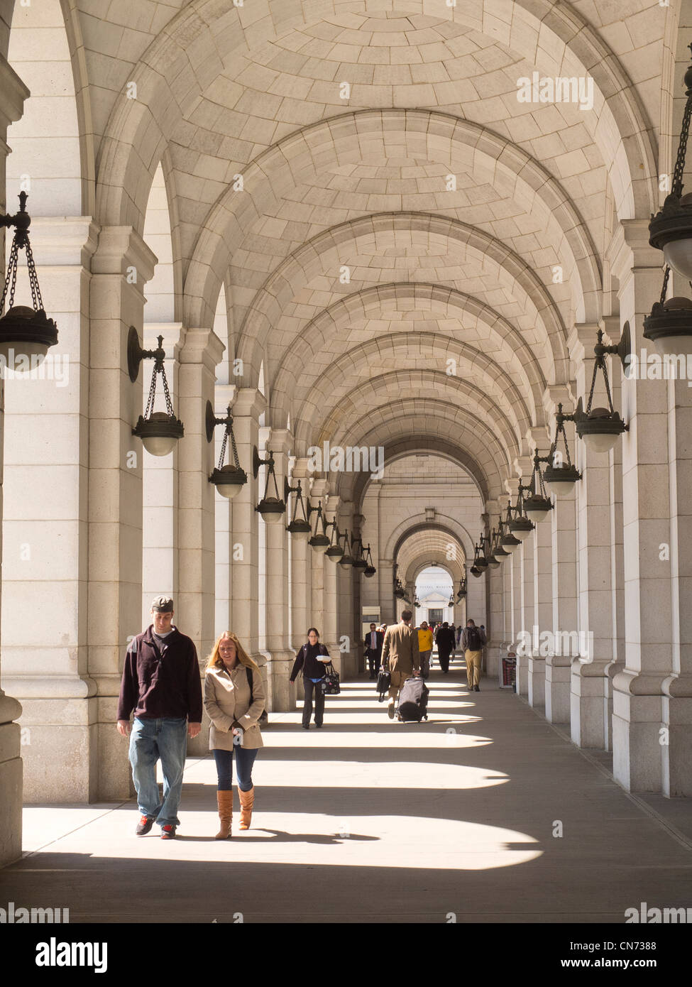 Amtrak train at union station in dc hi-res stock photography and images ...