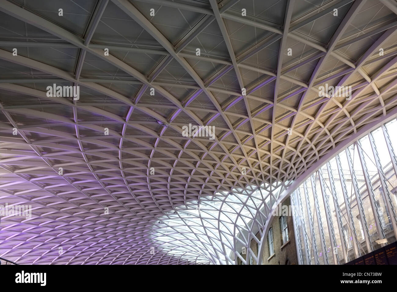 Kings cross station railway hi-res stock photography and images - Alamy