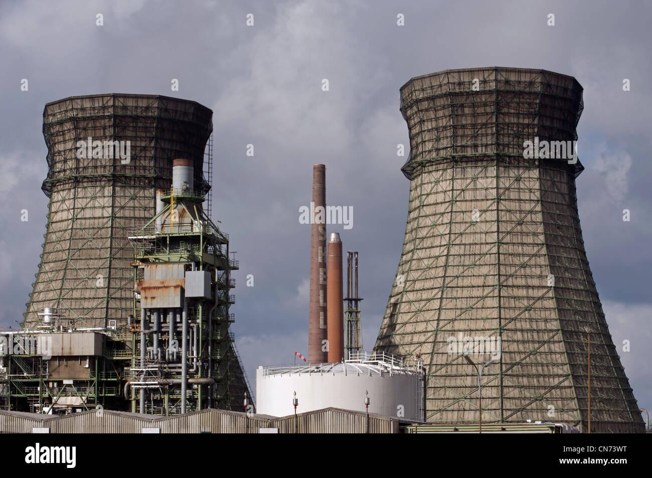 Oil refinery Germany Stock Photo - Alamy