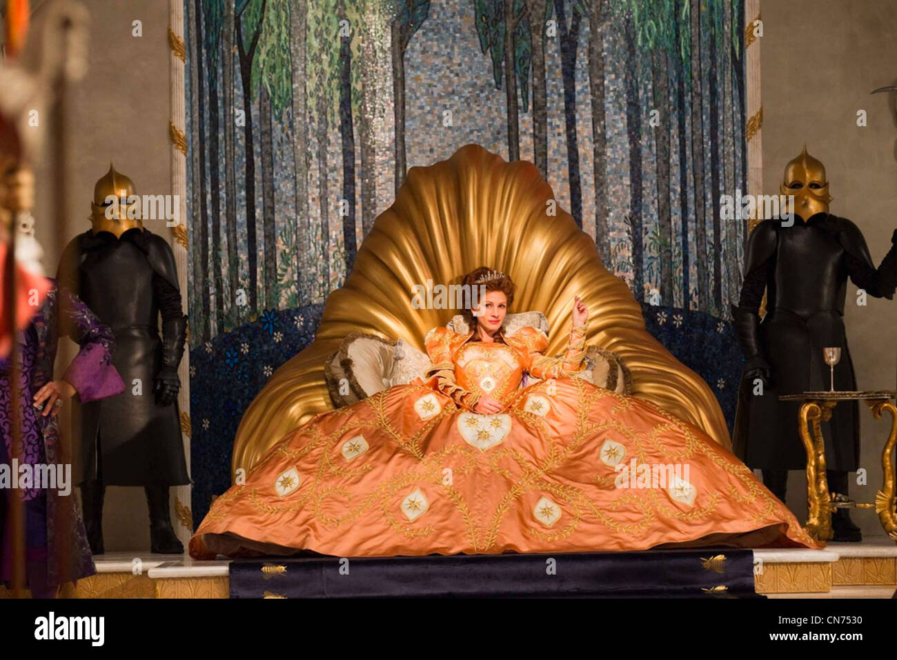 Mirrors Movie Actress