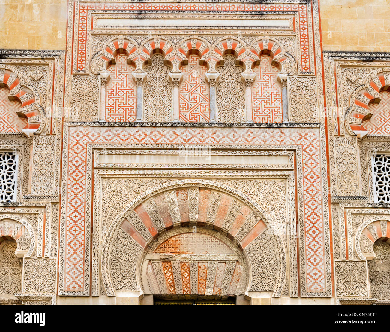 Mosque Door Stock Photos & Mosque Door Stock Images - Alamy