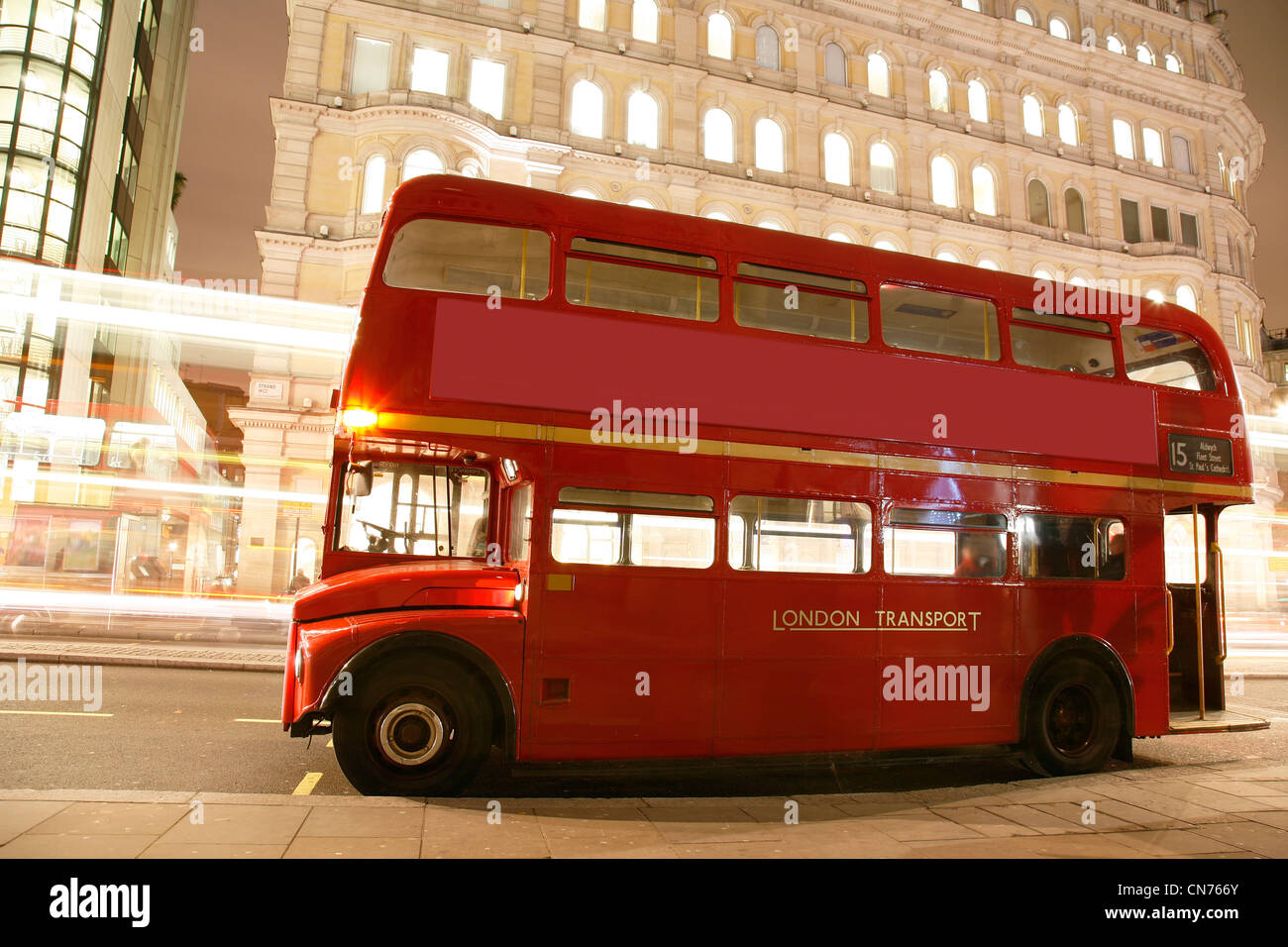 Londons iconic routemaster bus hi-res stock photography and images - Alamy