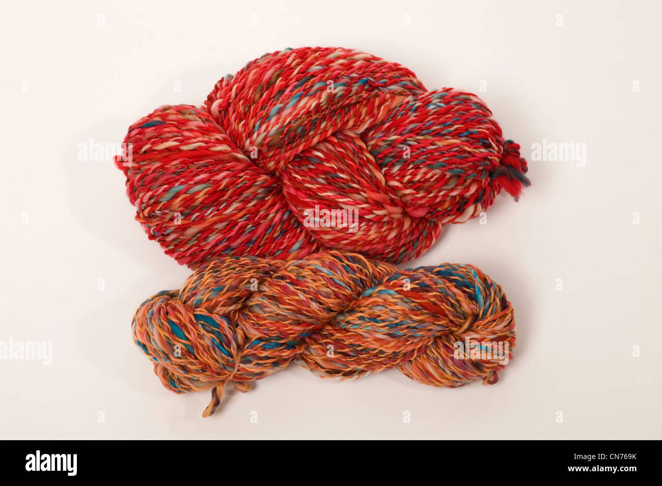 Hand dyed wool fiber hi-res stock photography and images - Alamy