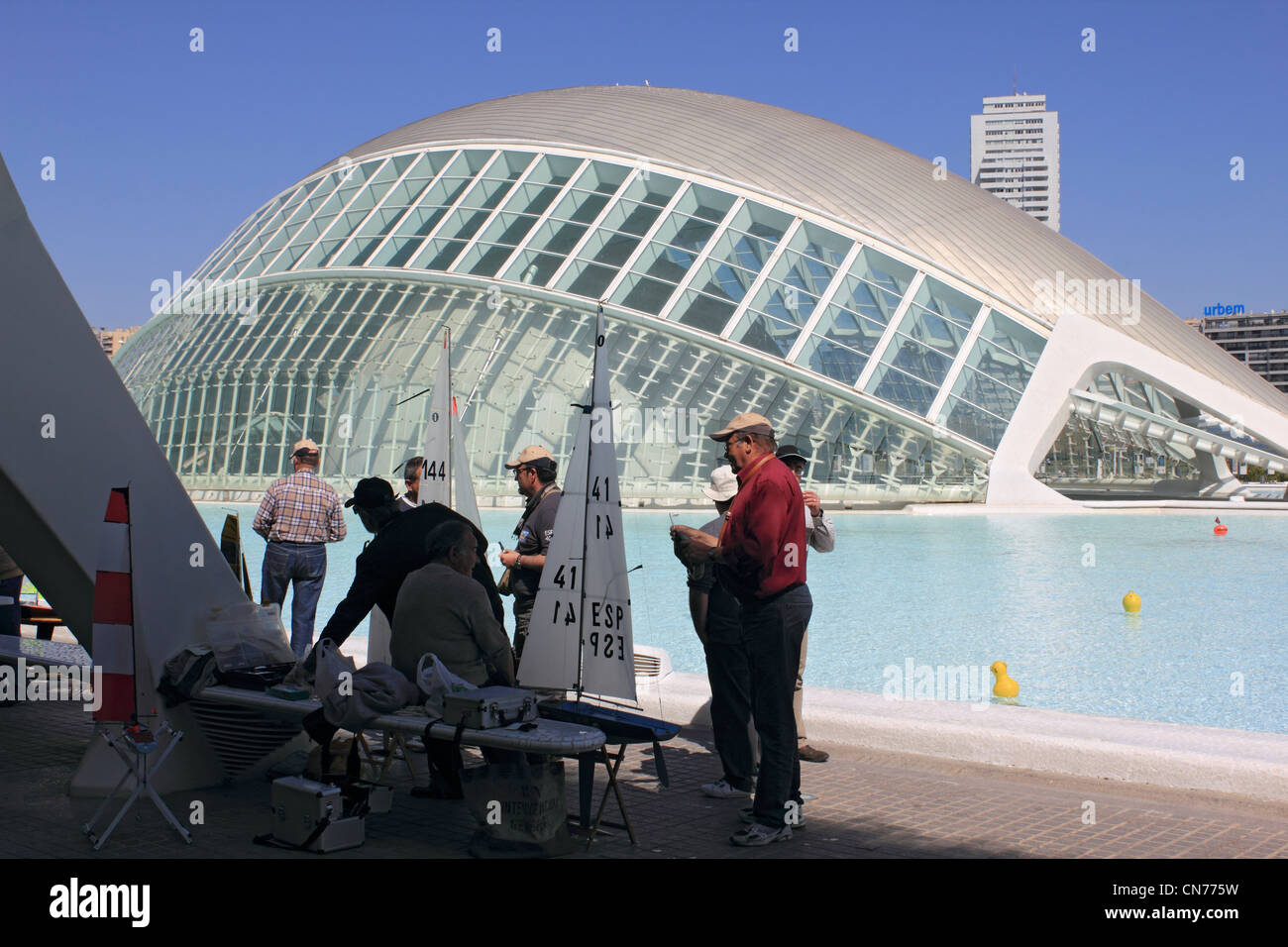 Model boat enthusiasts at L'Hemispheric in the city of Arts and ...
