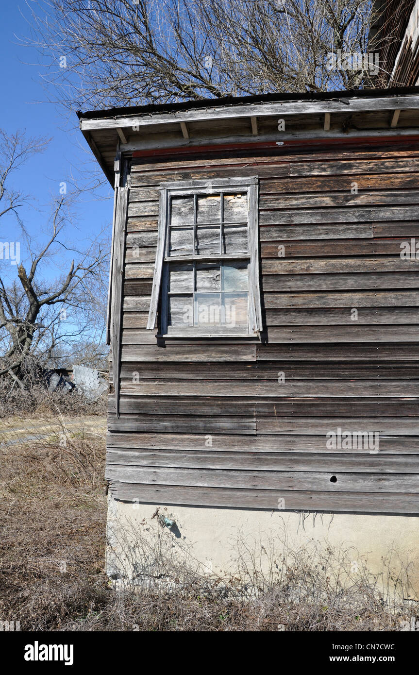 Old rundown barn hi-res stock photography and images - Alamy
