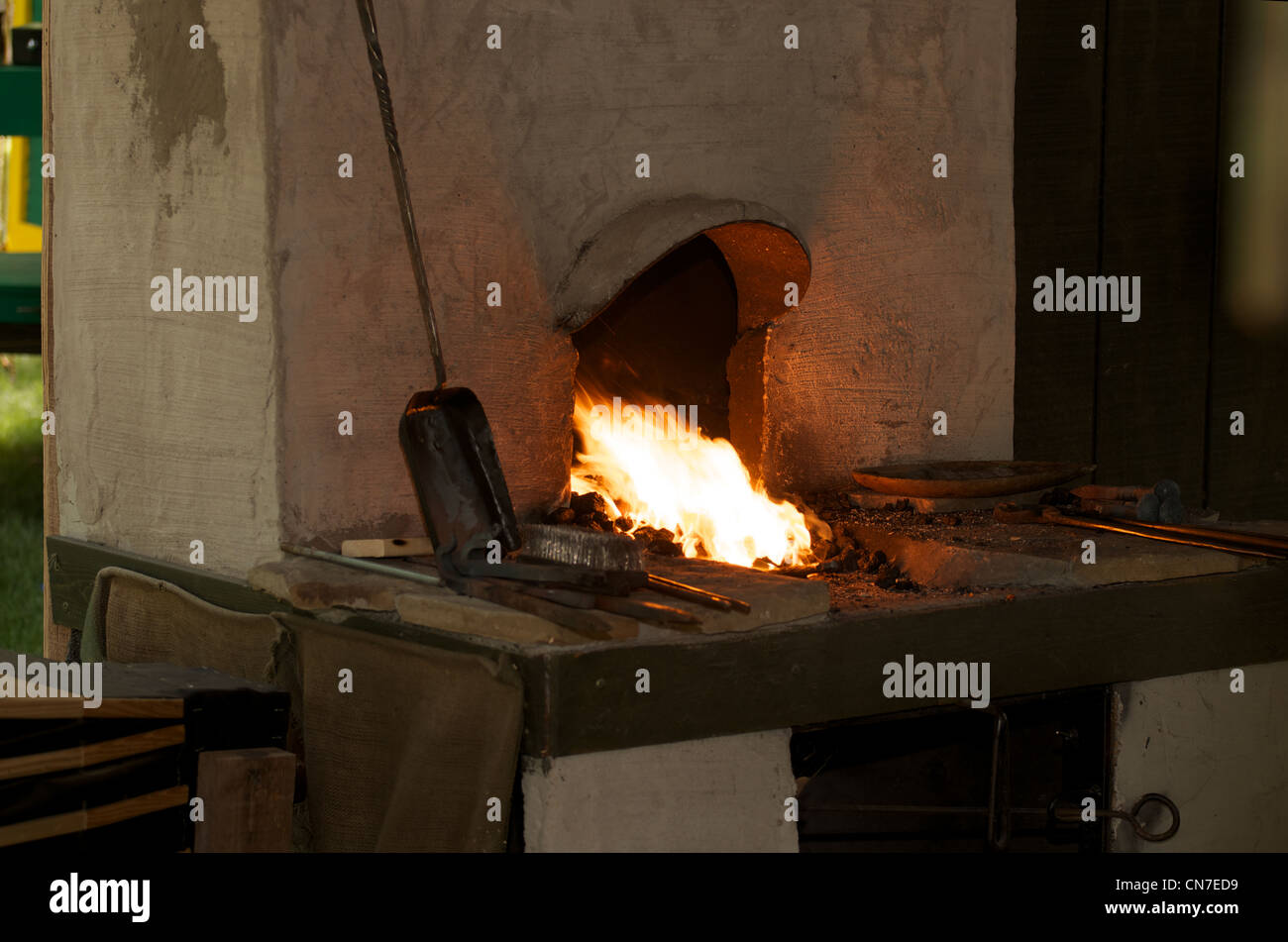 Blacksmithing forge hi-res stock photography and images - Alamy
