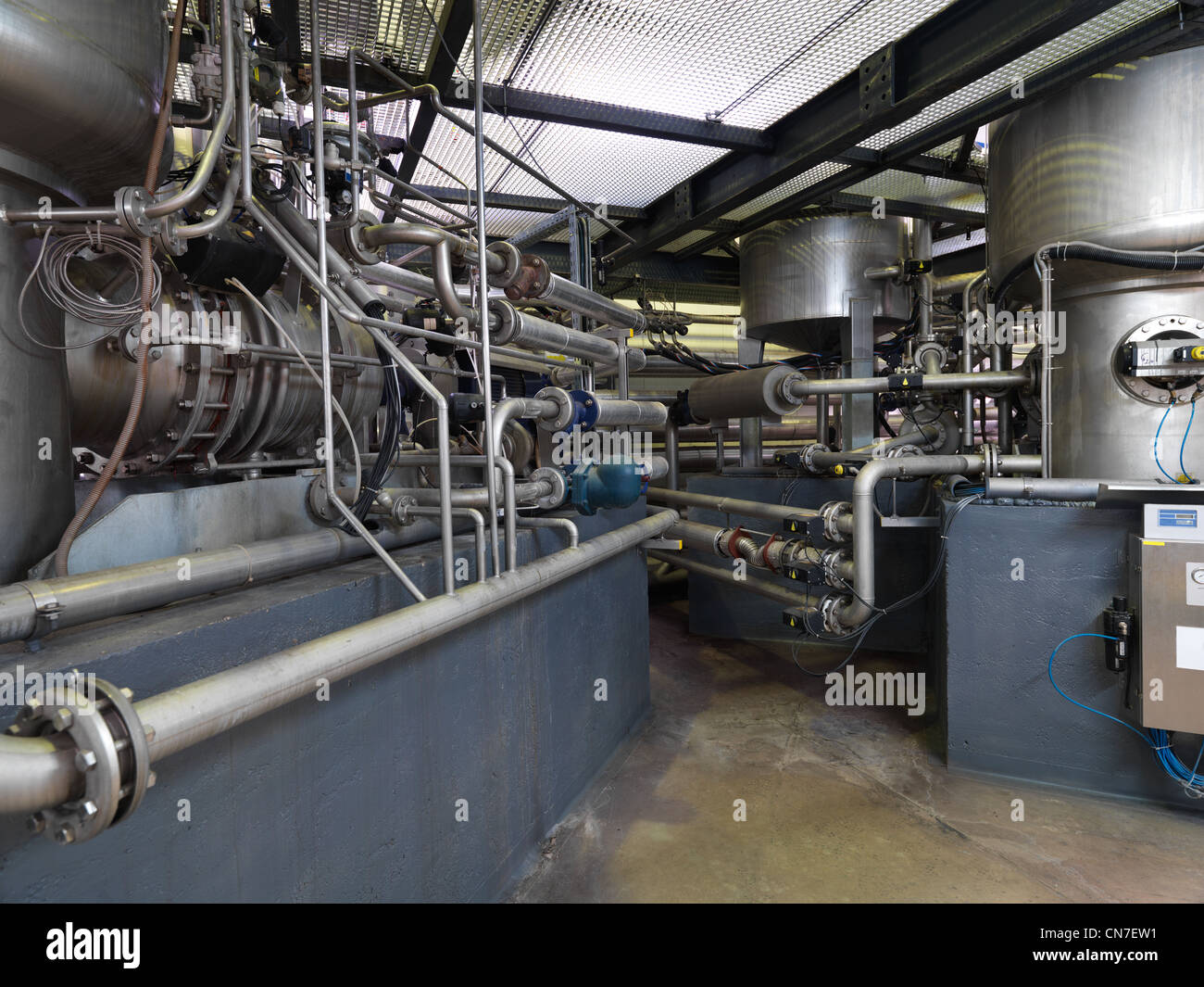 Spool pipes hi-res stock photography and images - Alamy