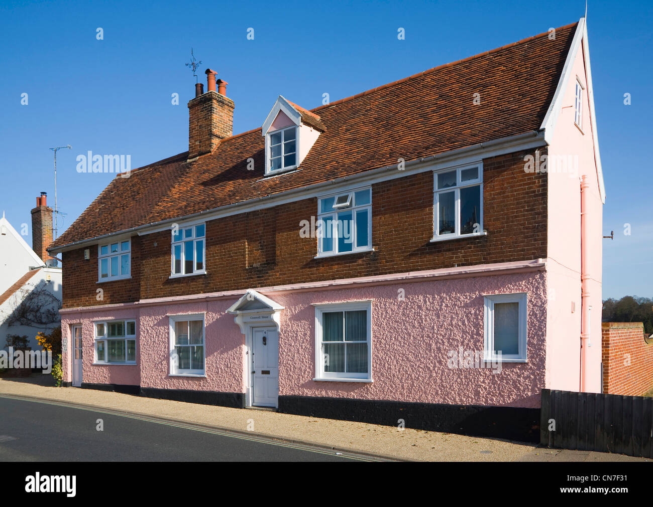 Cromwell house hi-res stock photography and images - Alamy