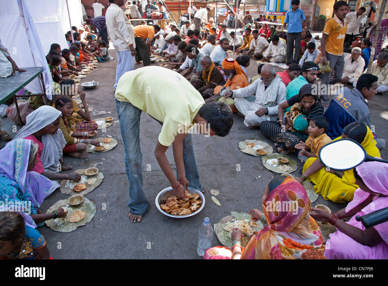 Communal seat hi-res stock photography and images - Alamy