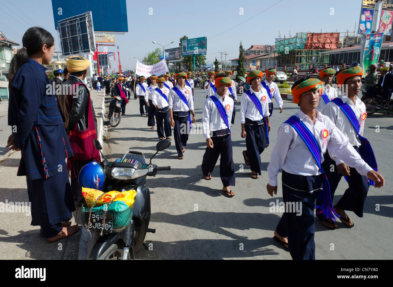 Yearly procession to monastery on Pa Oh minority National Day. Taungyi ...