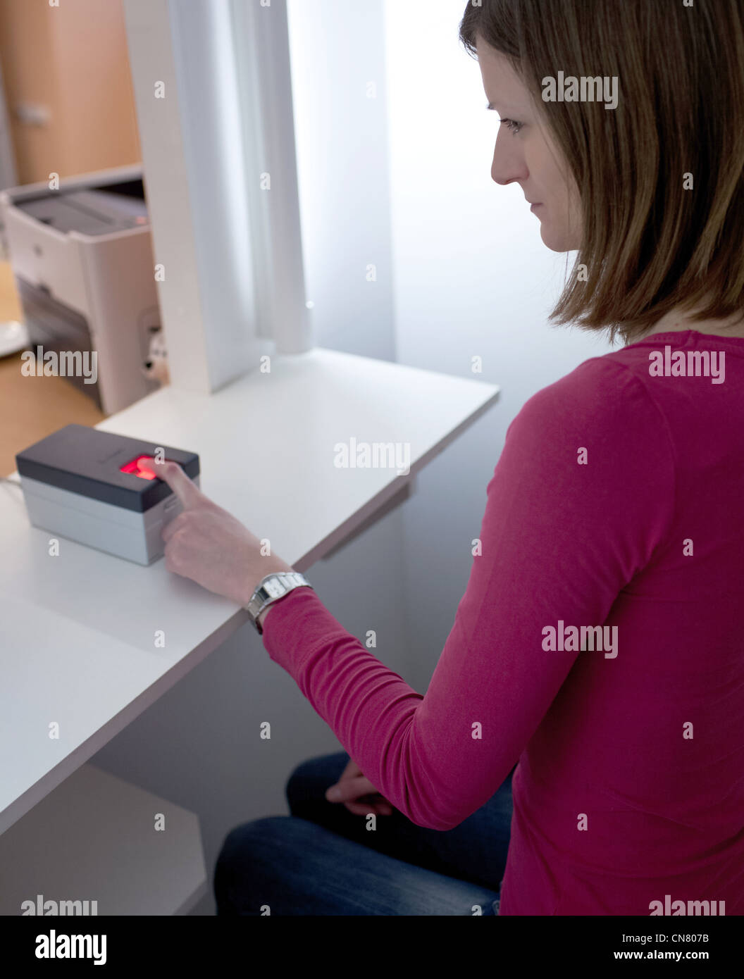 Police finger print young hi-res stock photography and images - Alamy