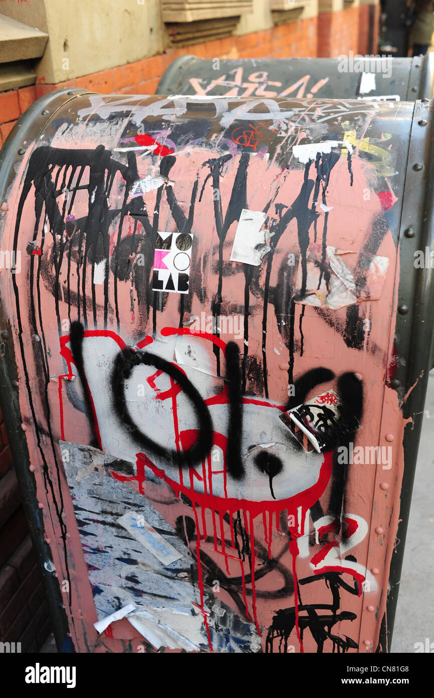 Dirty Litter Boxes High Resolution Stock Photography and Images - Alamy