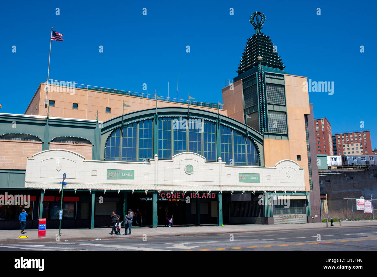 Coney island building hi-res stock photography and images - Alamy