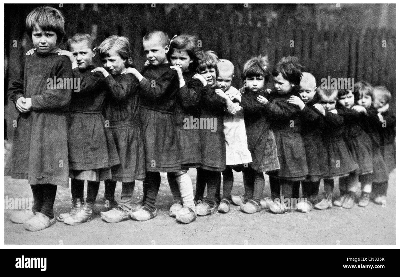 1917 Flanders Daughters Stock Photo - Alamy