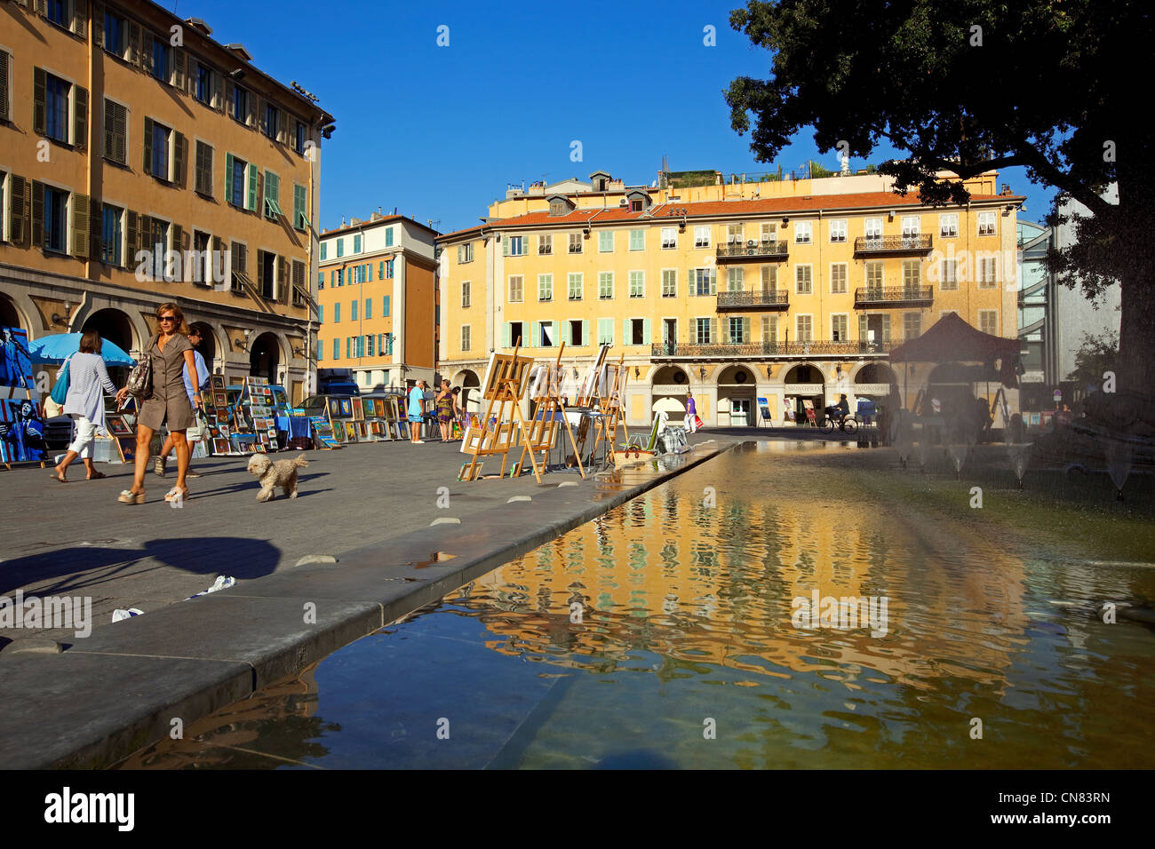 Nice place garibaldi hi-res stock photography and images - Alamy