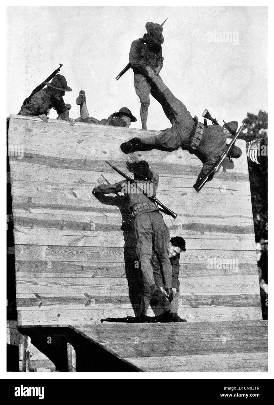 1917 camp wadsworth wall scaling hi-res stock photography and images ...