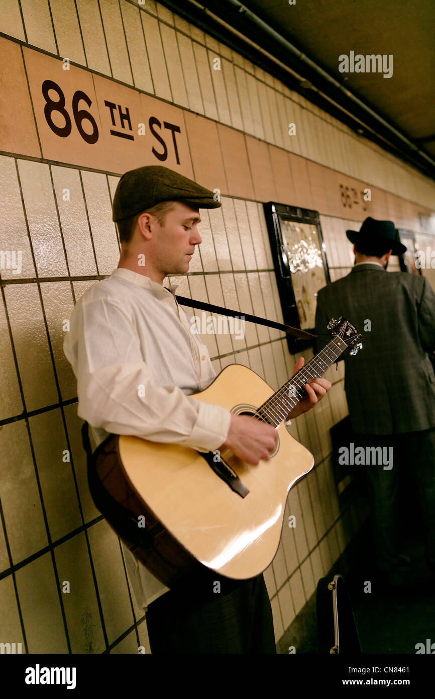 Spring street subway new york hi-res stock photography and images - Alamy