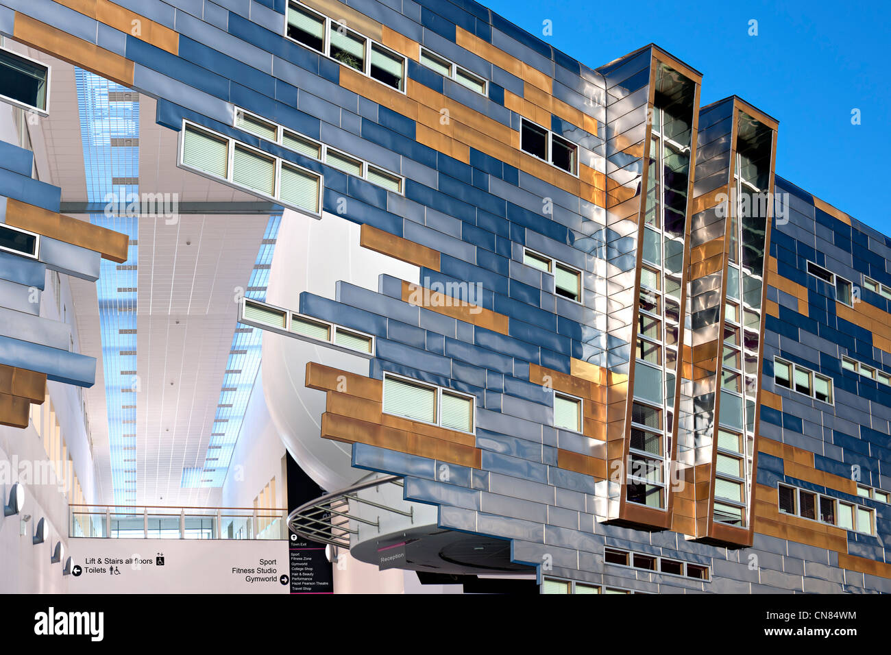 An image of the exterior of Middlesbrough College (Teesside) with an ...