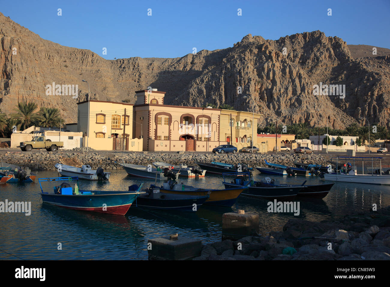 Fischerhafen in al-Chasab, Khasab, in der omanischen Enklave Musandam ...