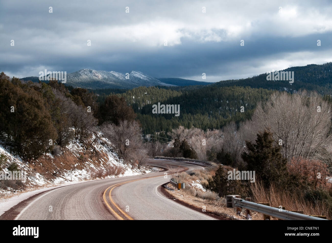 High road to taos new mexico hi-res stock photography and images - Alamy