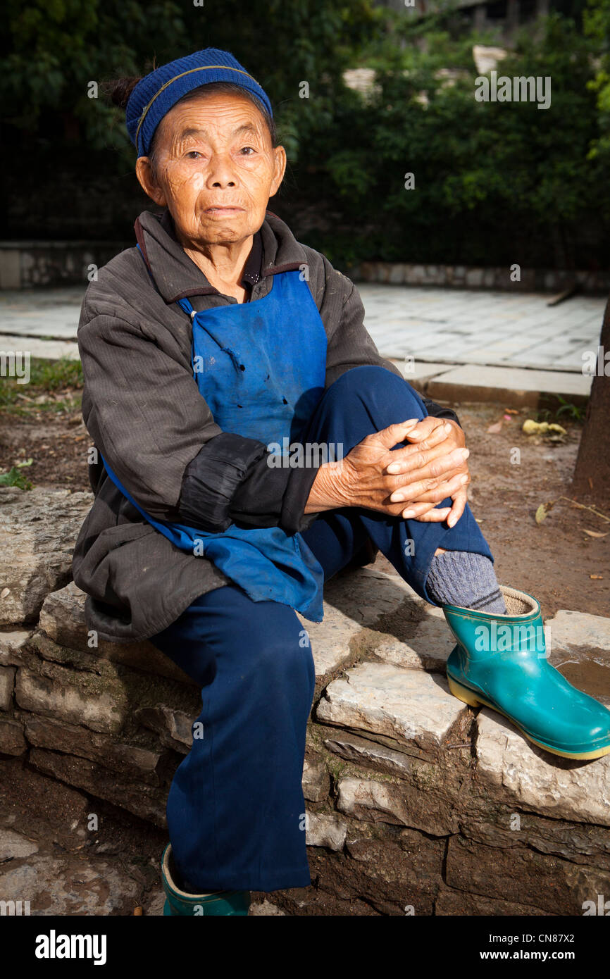 Portrait of Buyi minority, in Buyi village, Zhen Shan , Guizhou, China ...