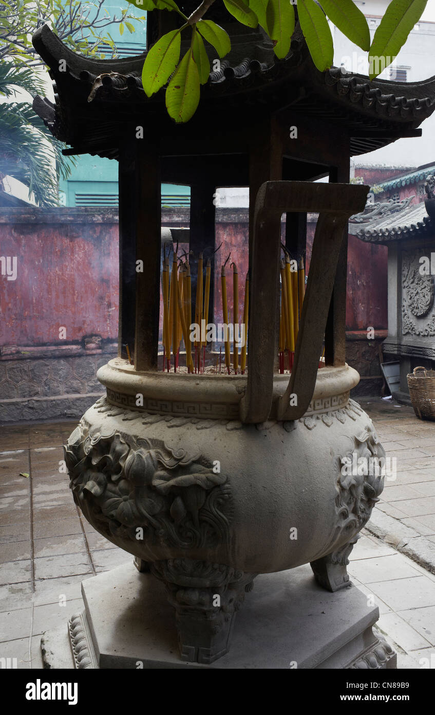 Incense temple hi-res stock photography and images - Alamy