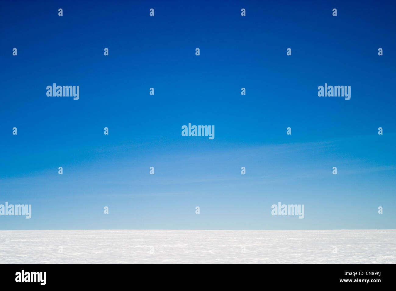 Arctic blue sky and ice hi-res stock photography and images - Alamy