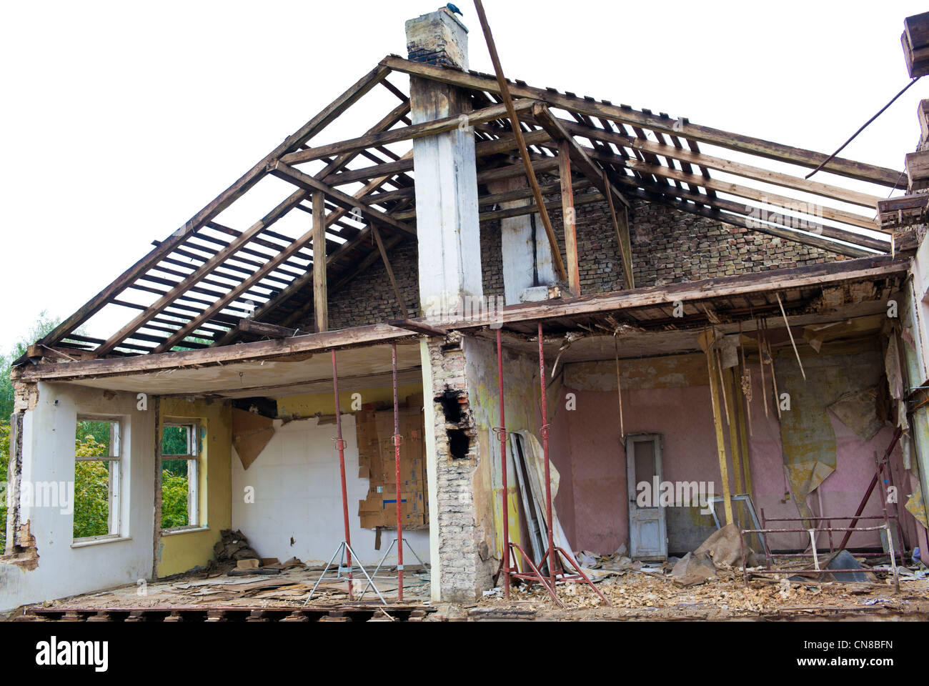 Damaged roof house hi-res stock photography and images - Alamy