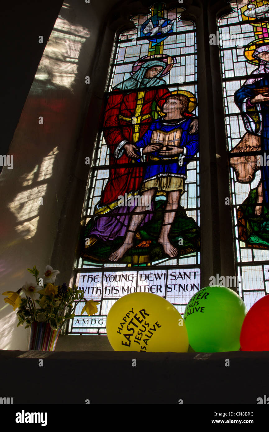 Non, mother of Saint David - Dewi Sant stained glass window at her ...
