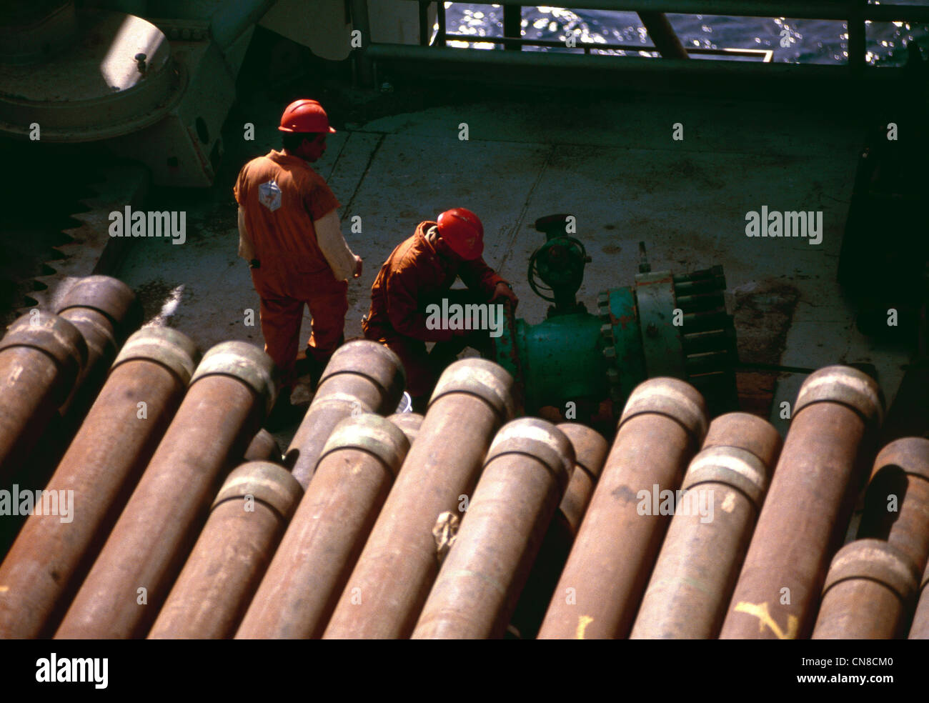 Oil rig and beach goers hi-res stock photography and images - Alamy