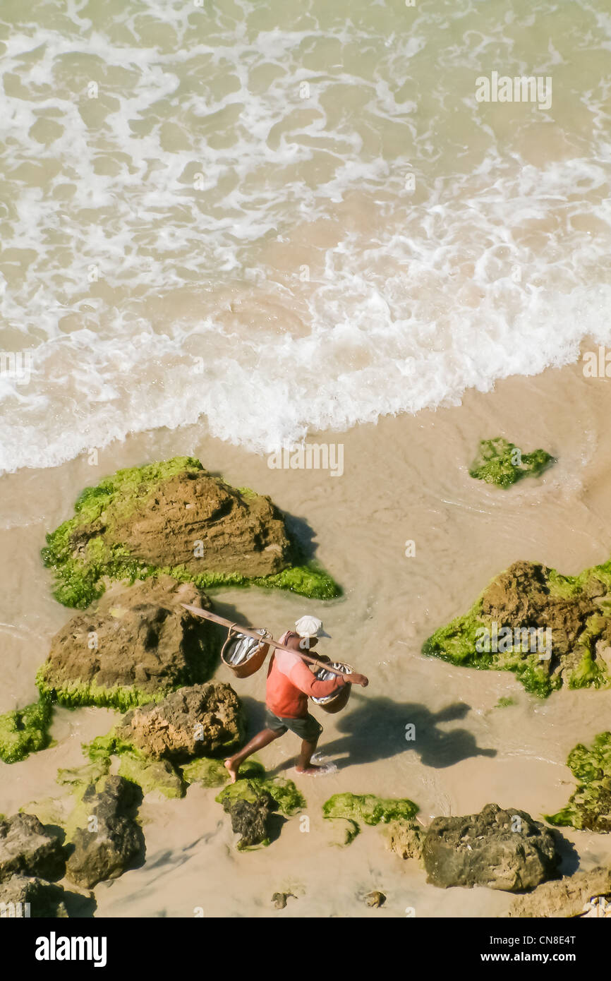 Back from fishing in Fort Dauphin (Tolagnaro), southern Madagascar ...