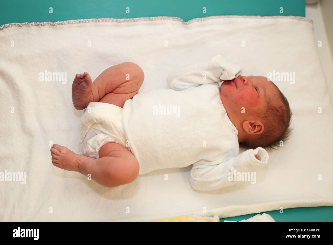 Premature baby hi-res stock photography and images - Alamy