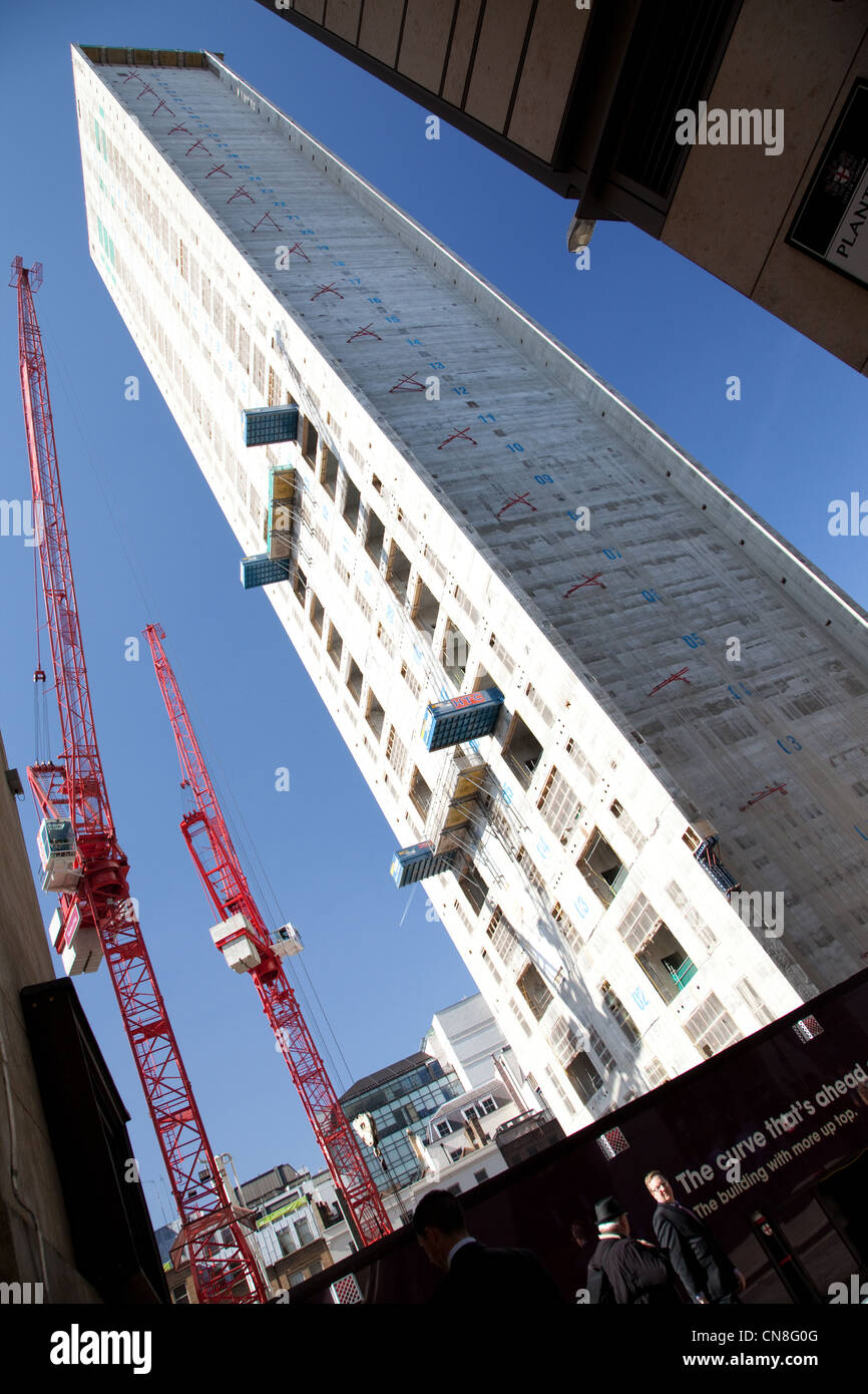 Walkie talkie tower hi-res stock photography and images - Alamy