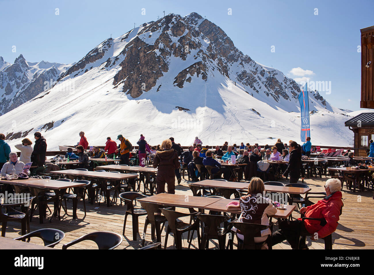 Dining in the alps hi-res stock photography and images - Alamy