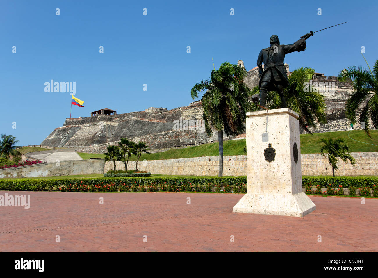 Statue of Don Blas de Lezo before the background of the old Spanish ...