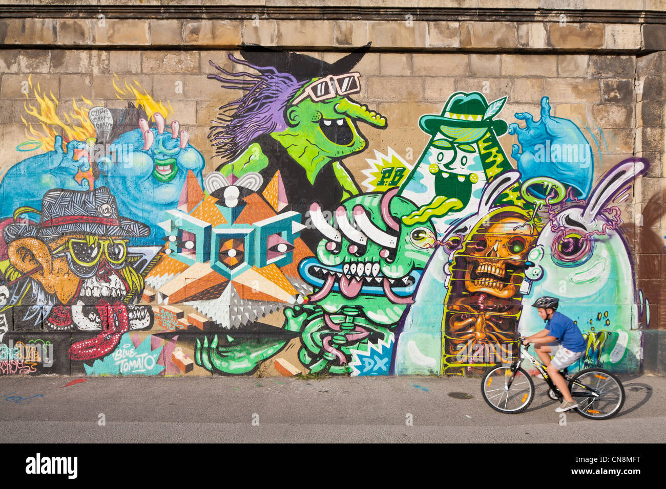 Austria, Vienna, Danube canal, dock with graffiti Stock Photo - Alamy