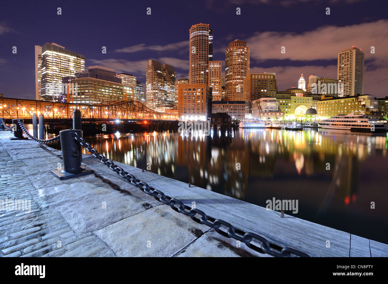 Boston harbor hi-res stock photography and images - Alamy