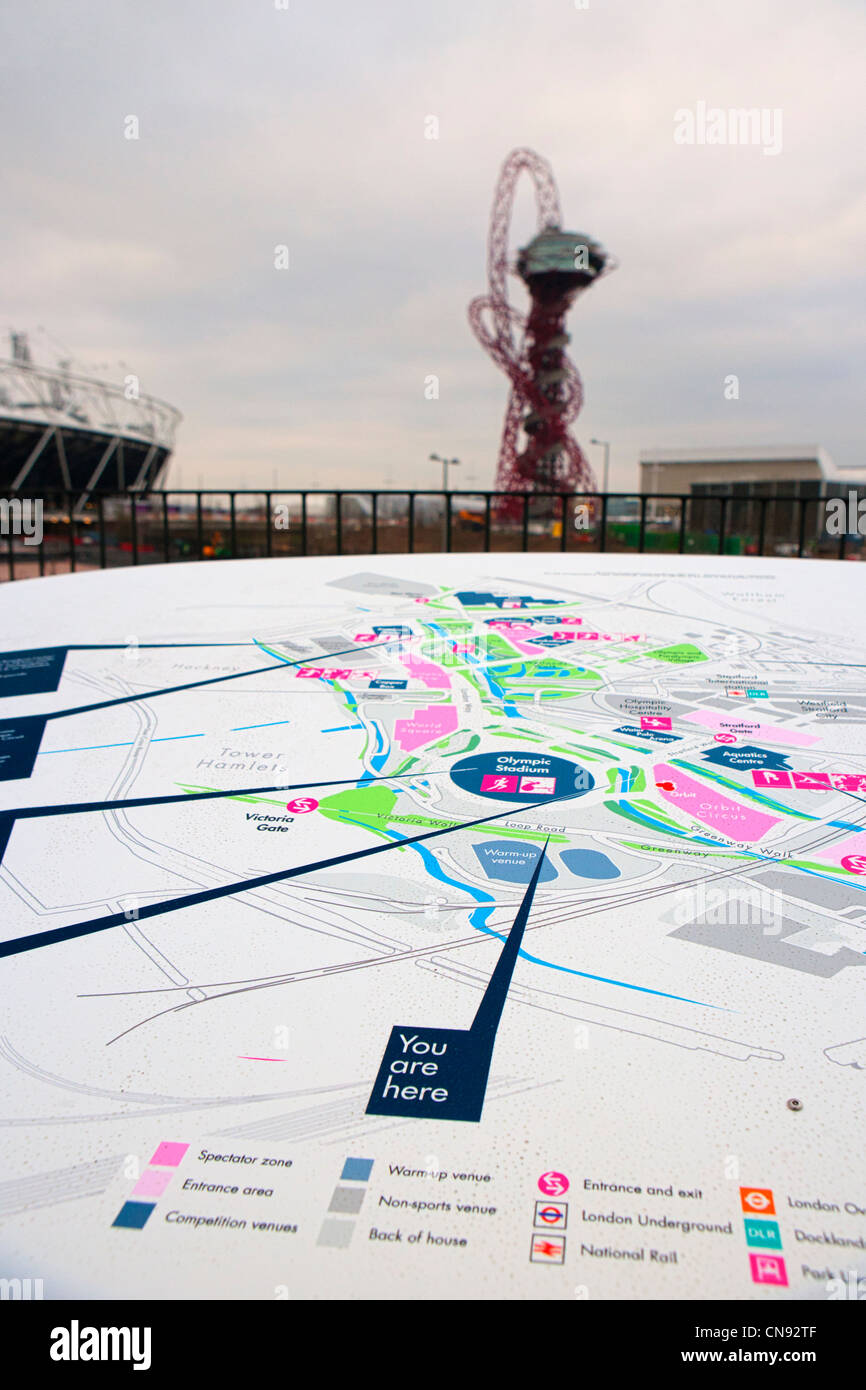 London stadium under construction hi-res stock photography and images ...