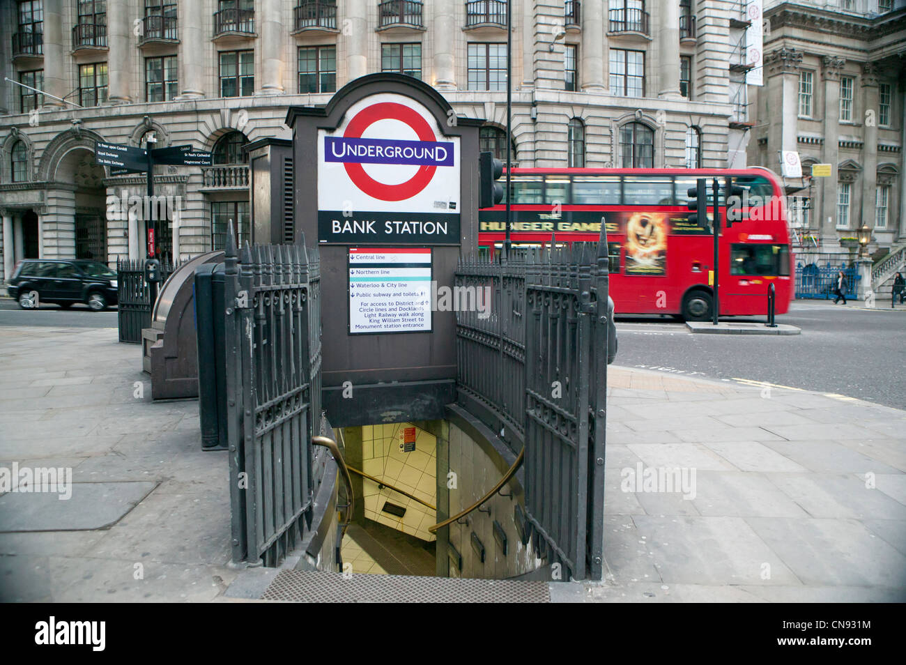 Bus and underground hi-res stock photography and images - Alamy