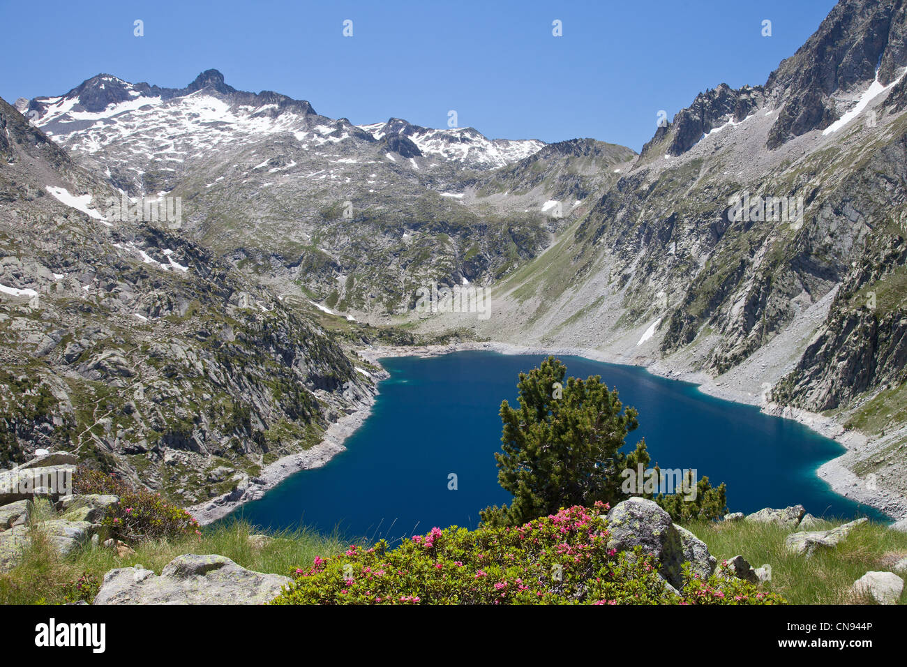France, Hautes Pyrenees, Aragnouet, lake Cap de Long, Aure valley ...