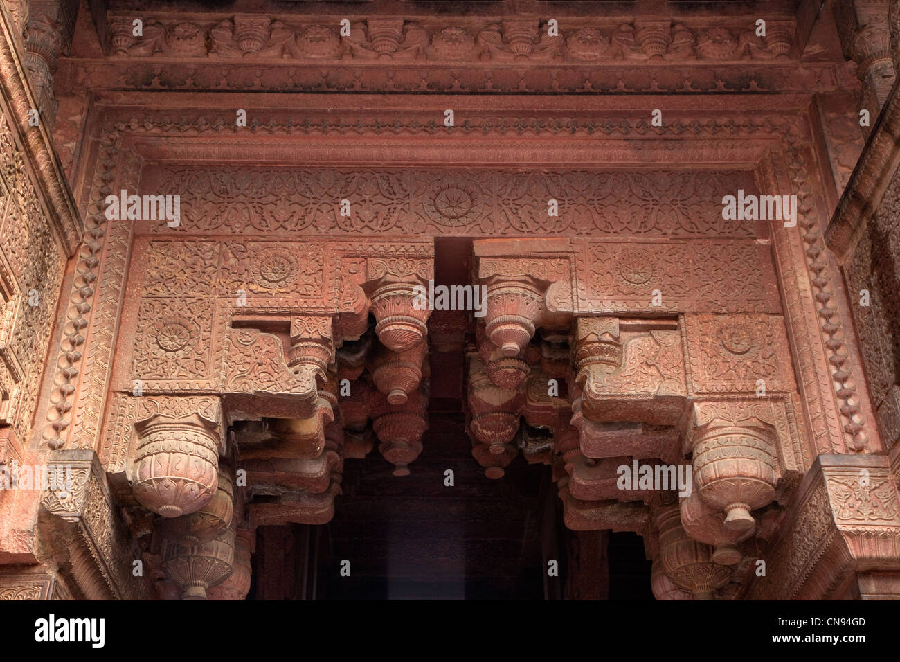 Corbel arch hi-res stock photography and images - Alamy