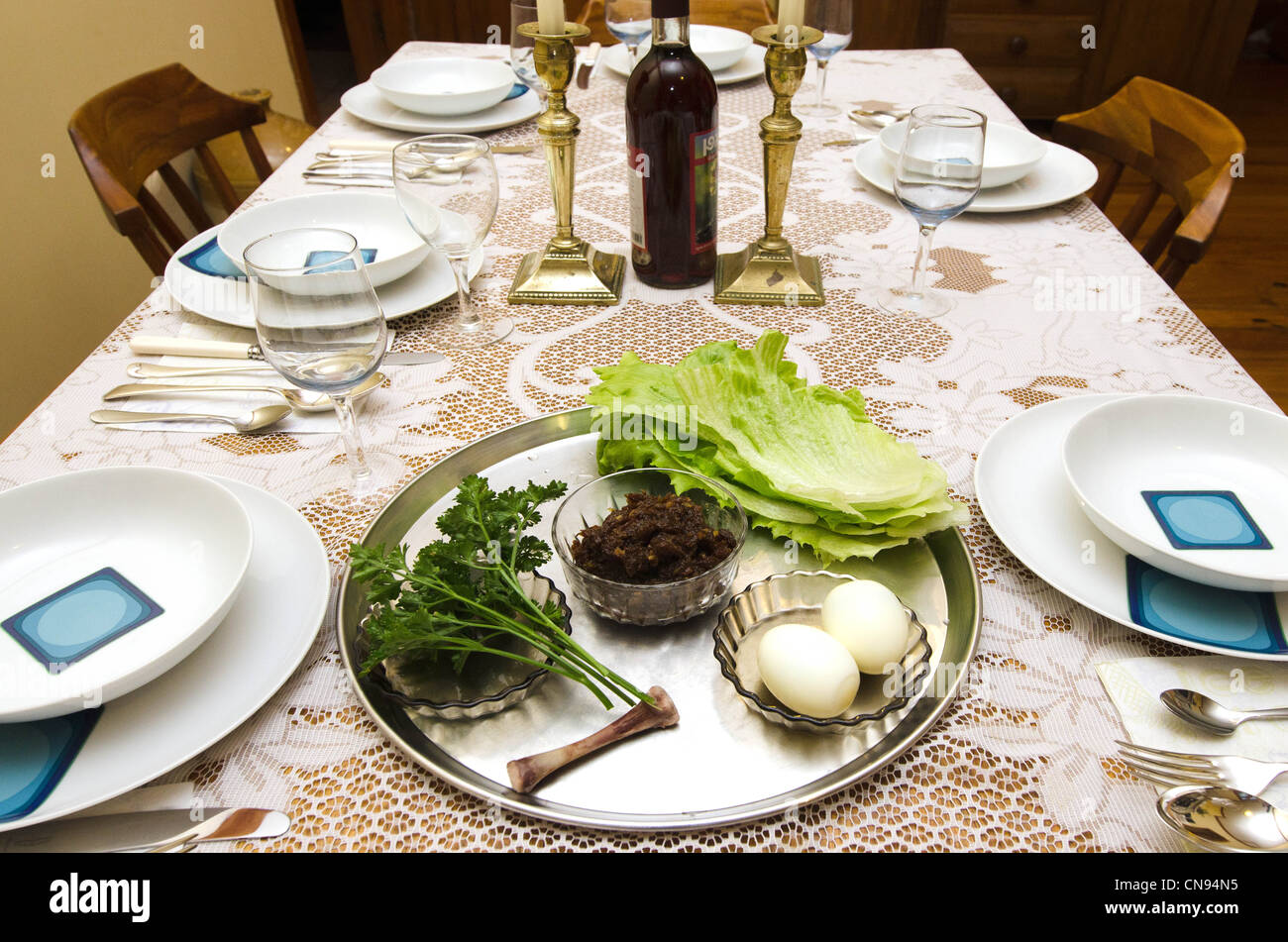 Passover Table High Resolution Stock Photography and Images - Alamy