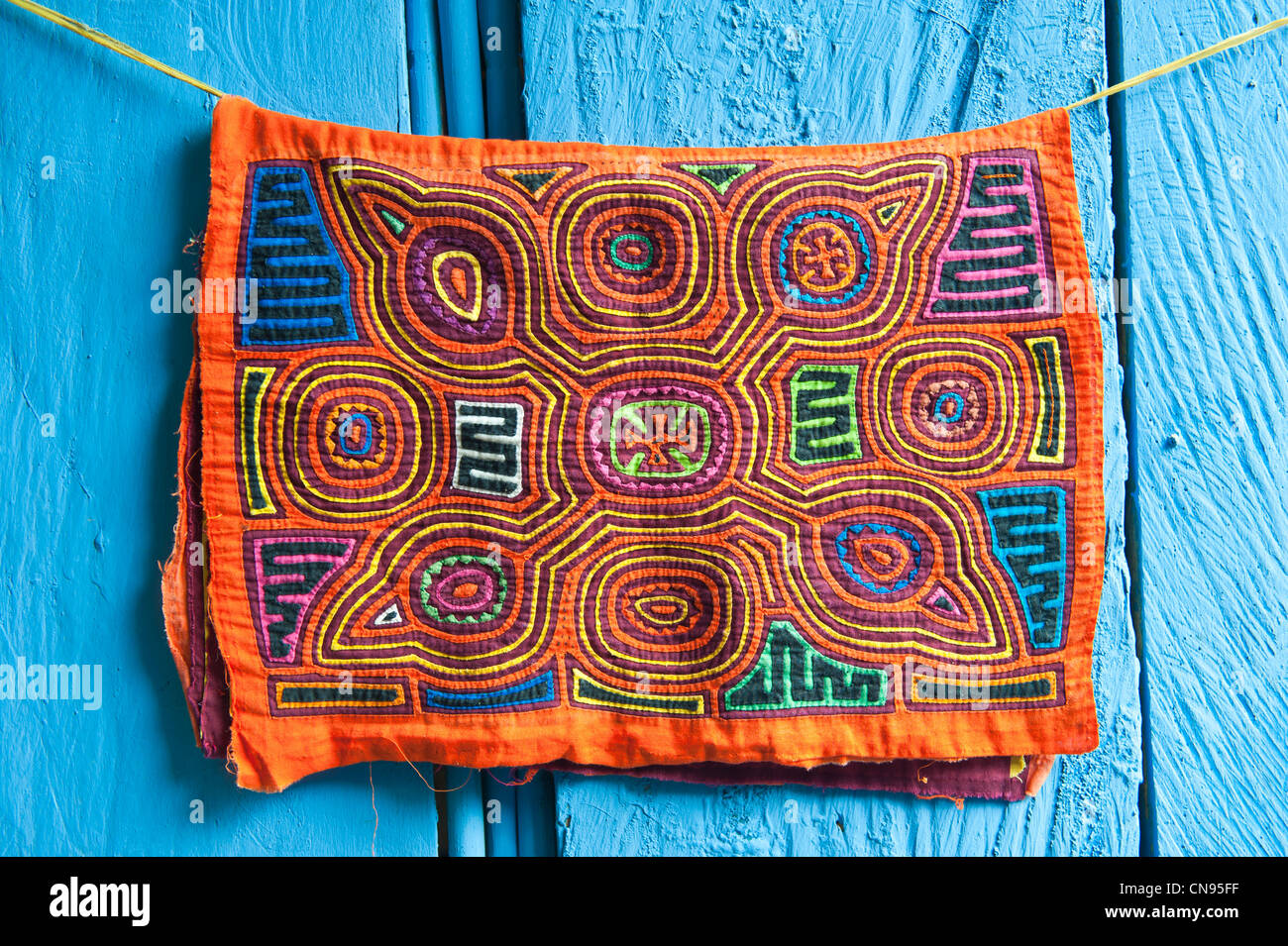 Kuna molas hi-res stock photography and images - Alamy